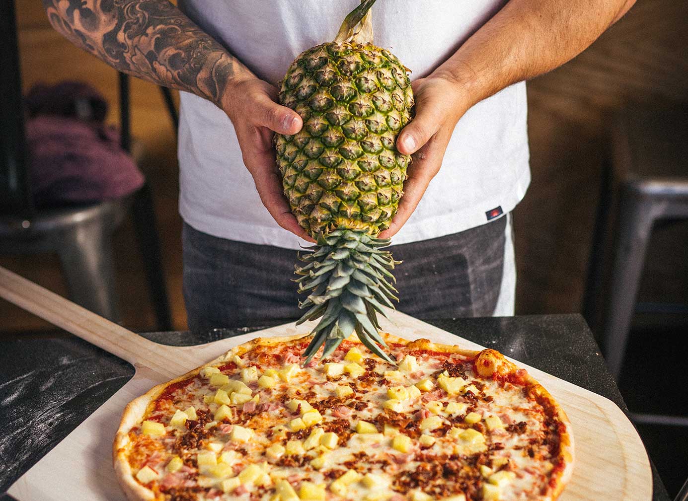 Pizzeria in Napels zet pizza ananas op de kaart - Italiamo.nl